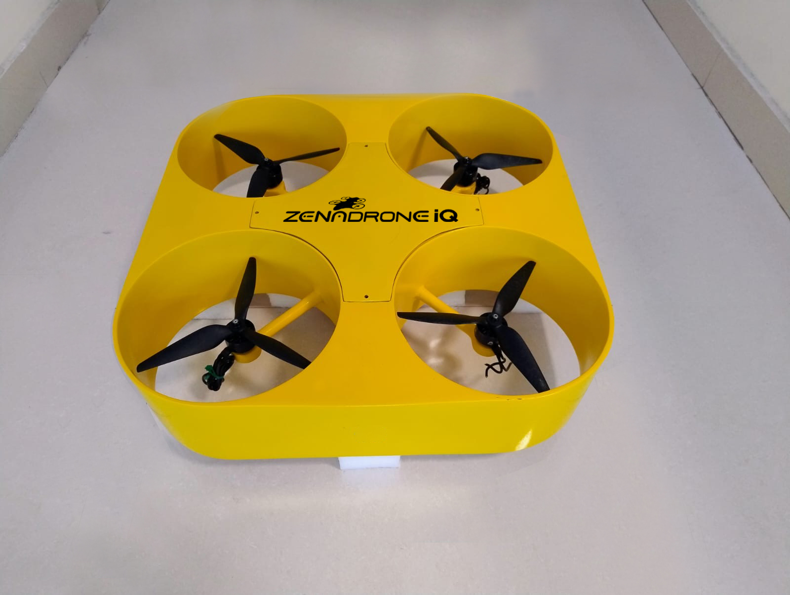 ZenaDrone IQ Square